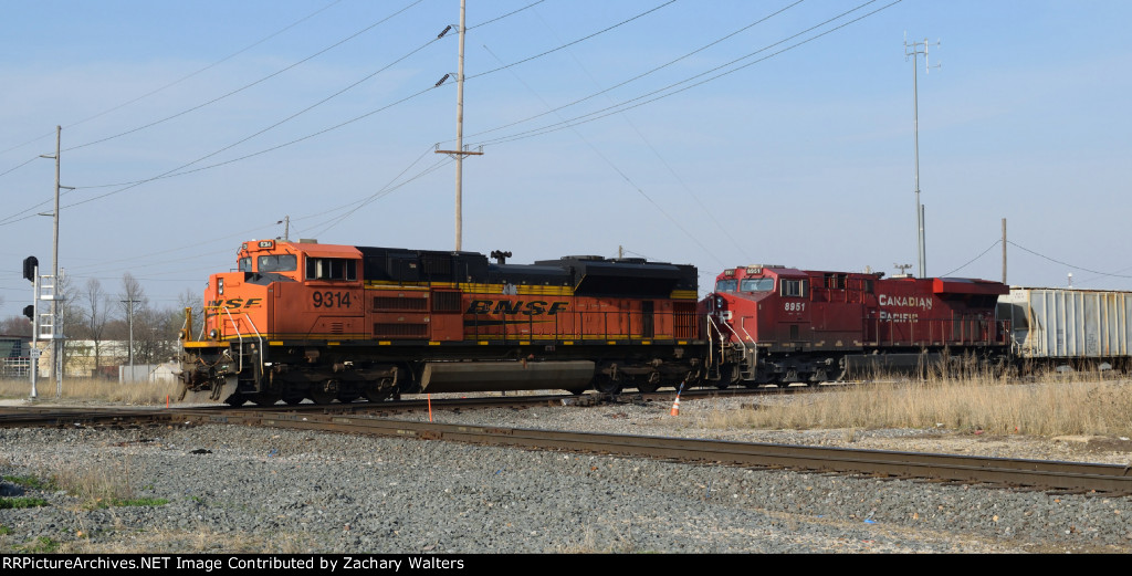 BNSF 9314 CP 8951